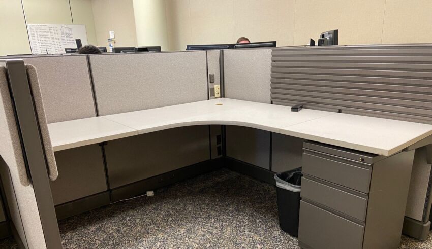 ایجاد فضایی کاری پویا و خلاقانه با Herman Miller AO2